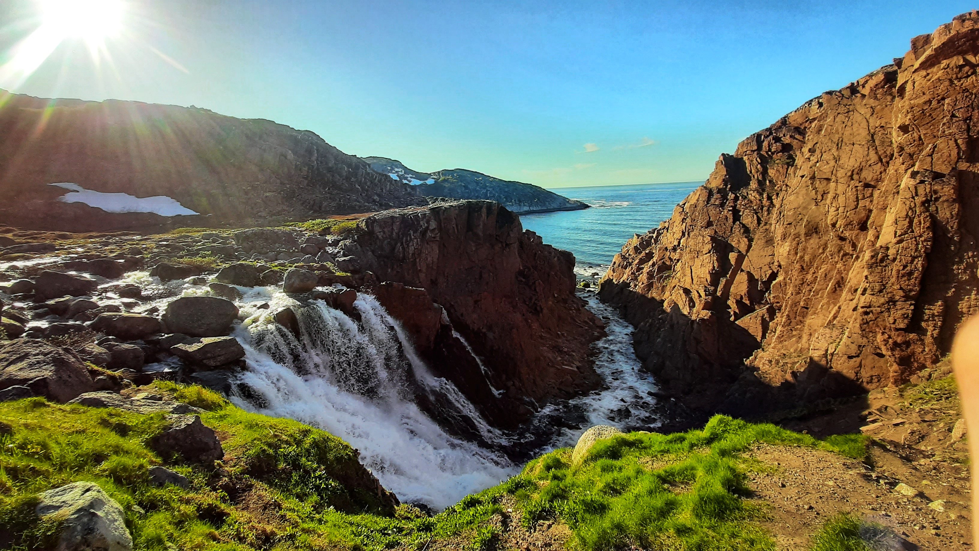 Russia: Two northern seas