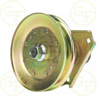 John Deere Spindle AM128048 - Green Farm Parts