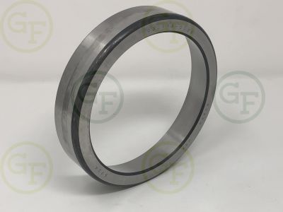 John Deere Bearing Cup JD8248 - Green Farm Parts
