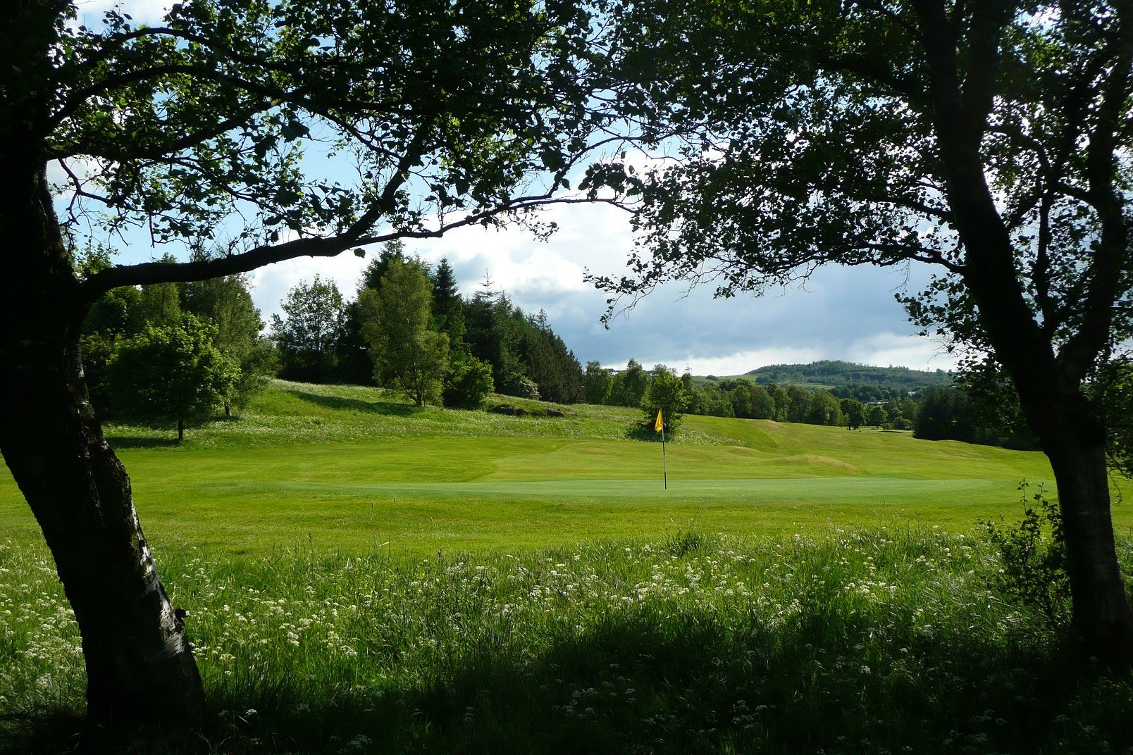 countries.scotland의 Cochrane Castle Golf Club에서 골프 플레이 · Greenfee365