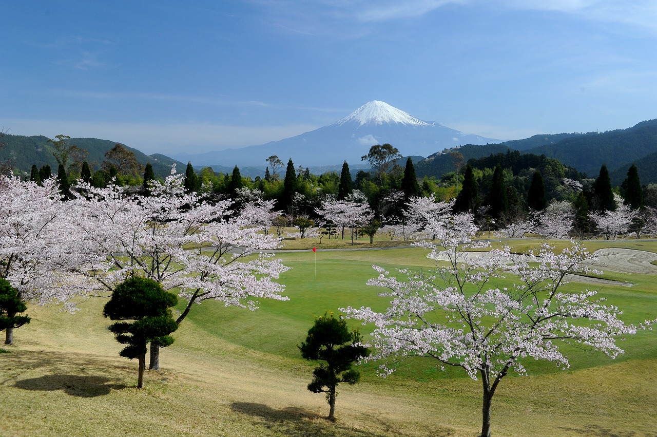 Play Golf on Fuji Country Club, countries.japan · Greenfee365