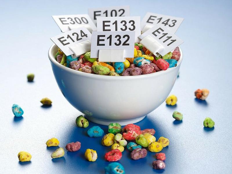 Additivi alimentari, coloranti ed esaltatori di sapore... è buon cibo?