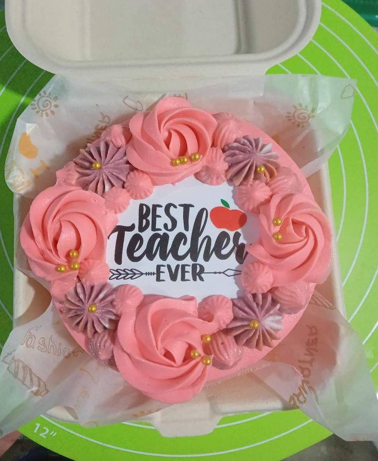Buy Pink Rosette Appreciation Cake Online at ₹550 | Priyanka's Bake & Cake