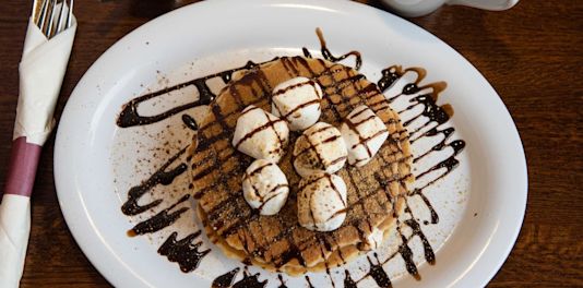 Berrylicious Breakfast Club - Lombard, IL Restaurant | Menu + Delivery ...