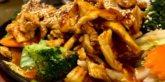 Finn Thai Restaurant & Bar Delivery Menu | Order Online | 748 Foxcroft ...