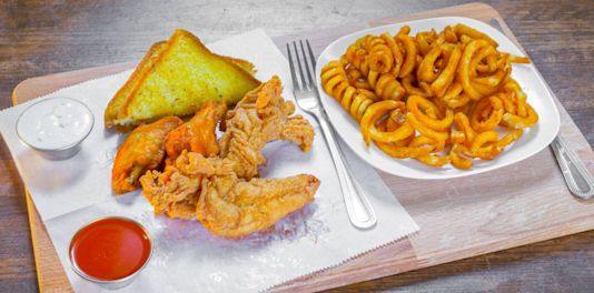 Lucy's Pizzeria & Bakery - Wilmington, DE Restaurant | Menu + Delivery ...