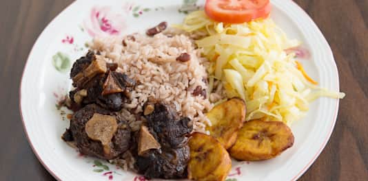 Monroe Fish Market - Monroe, CT Restaurant | Menu + Delivery | Seamless