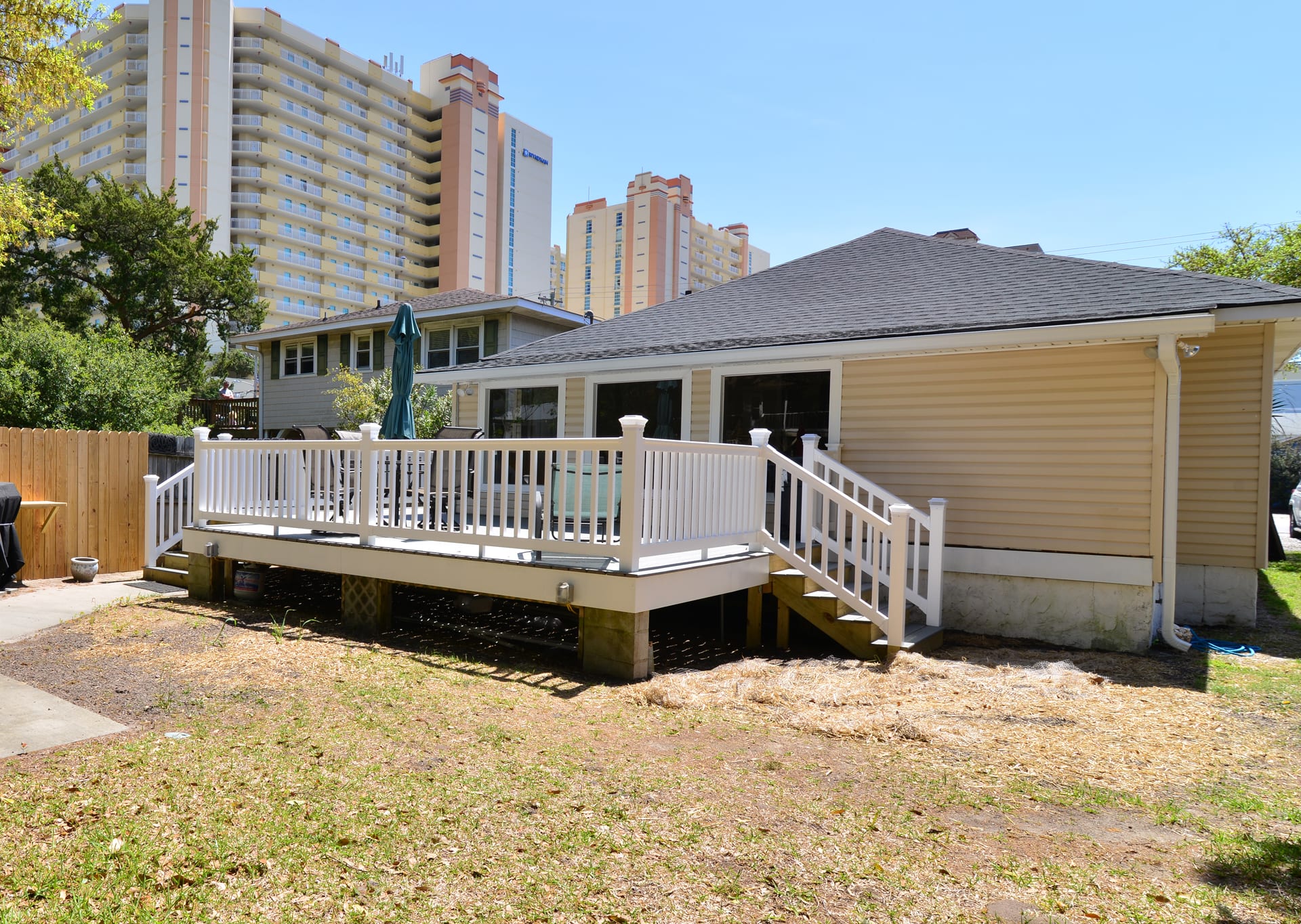Endless Summer Renovated Home 100 Feet to Beach with Fenced Yard Grill