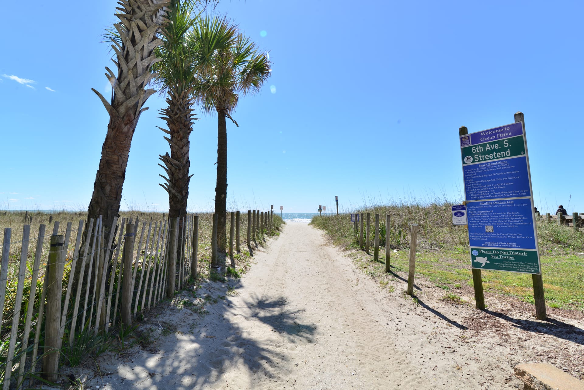 Mai Taid Beach House 1 Minute Walk to Beach!