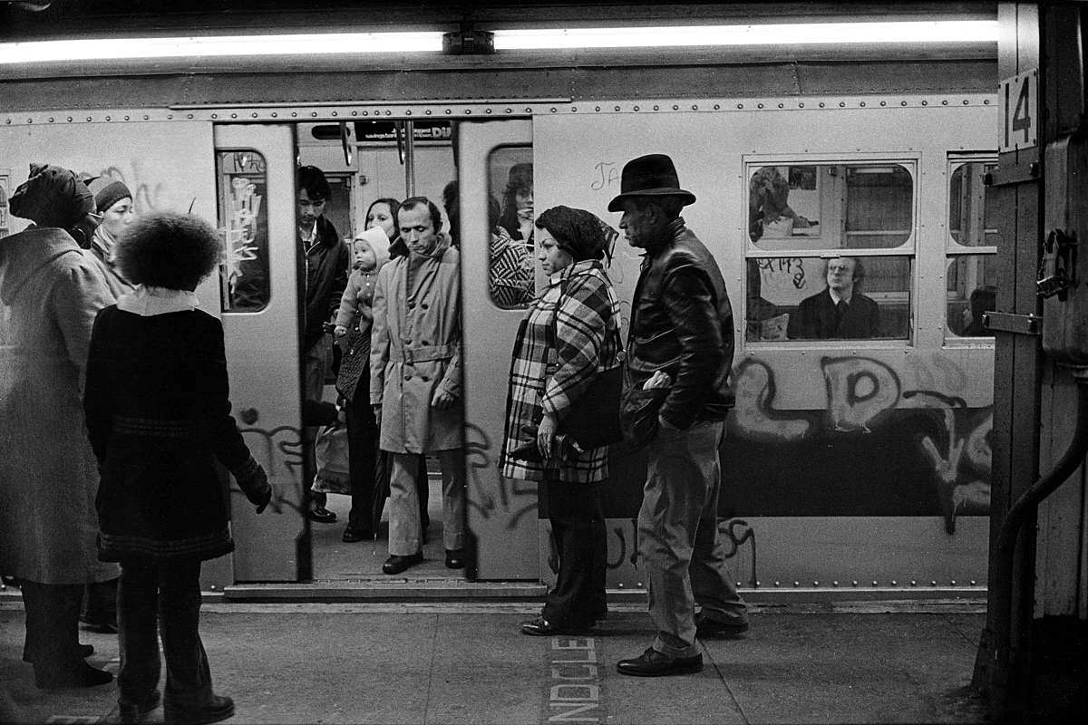 Street Photography 1960s – 1990s - Harold Feinstein Archive