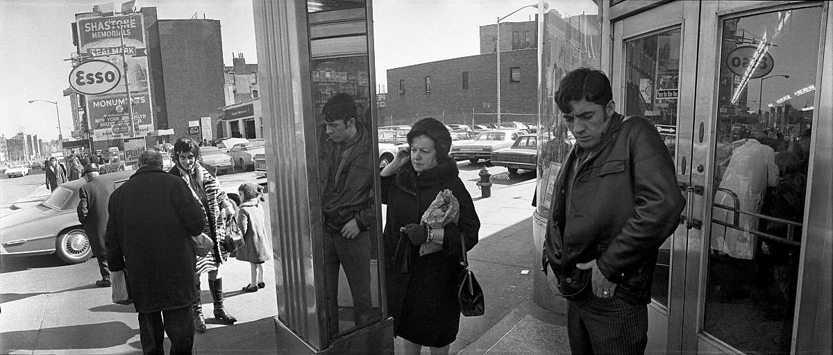 Street Photography 1960s – 1990s - Harold Feinstein Archive