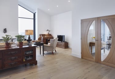 Tours European Oak Flooring – Blonde Rustic Engineered Plank