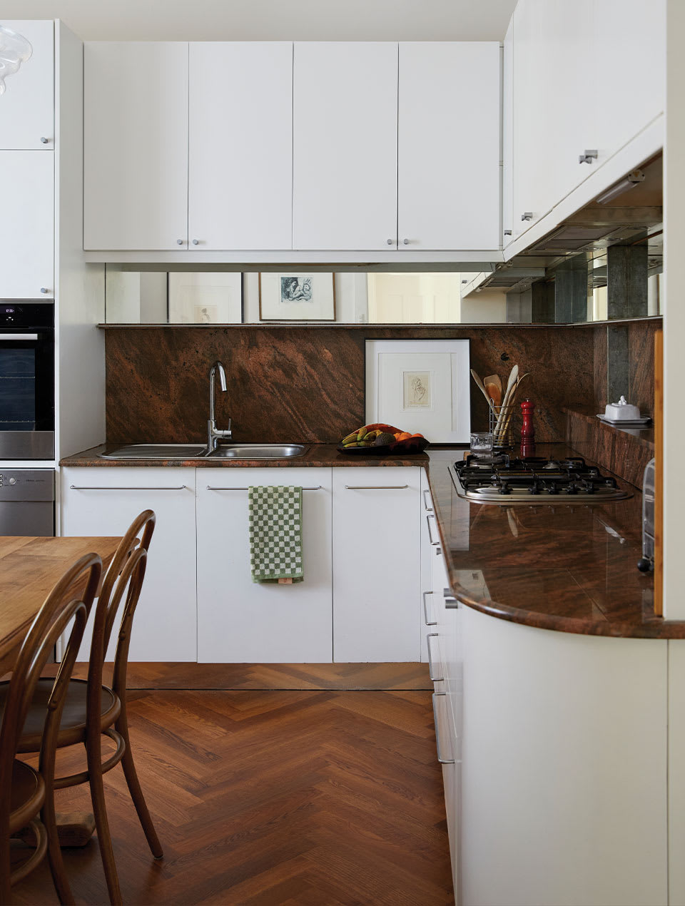 Heritage Meets Elegance: Inside Tash Sefton’s Kirribilli Apartment