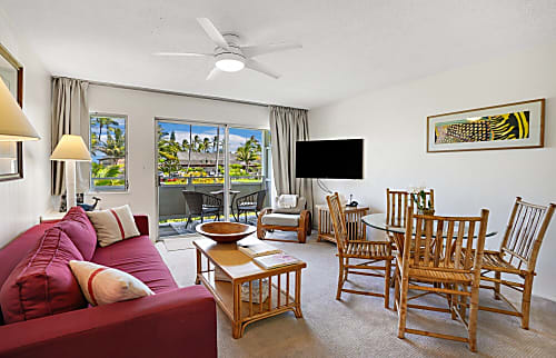 Islander on the Beach, Kauai