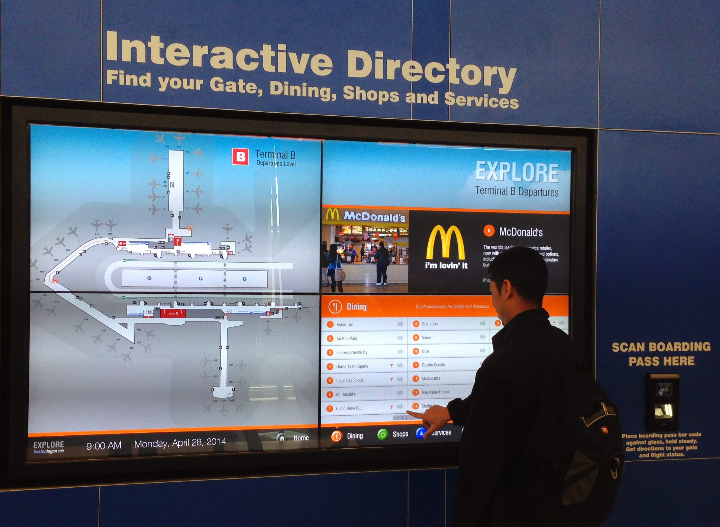 Airport Digital Signage - Lift your Passenger Experience | FWI