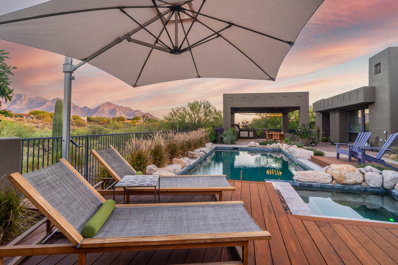 Tucson Raised Deck - DesignOneSource