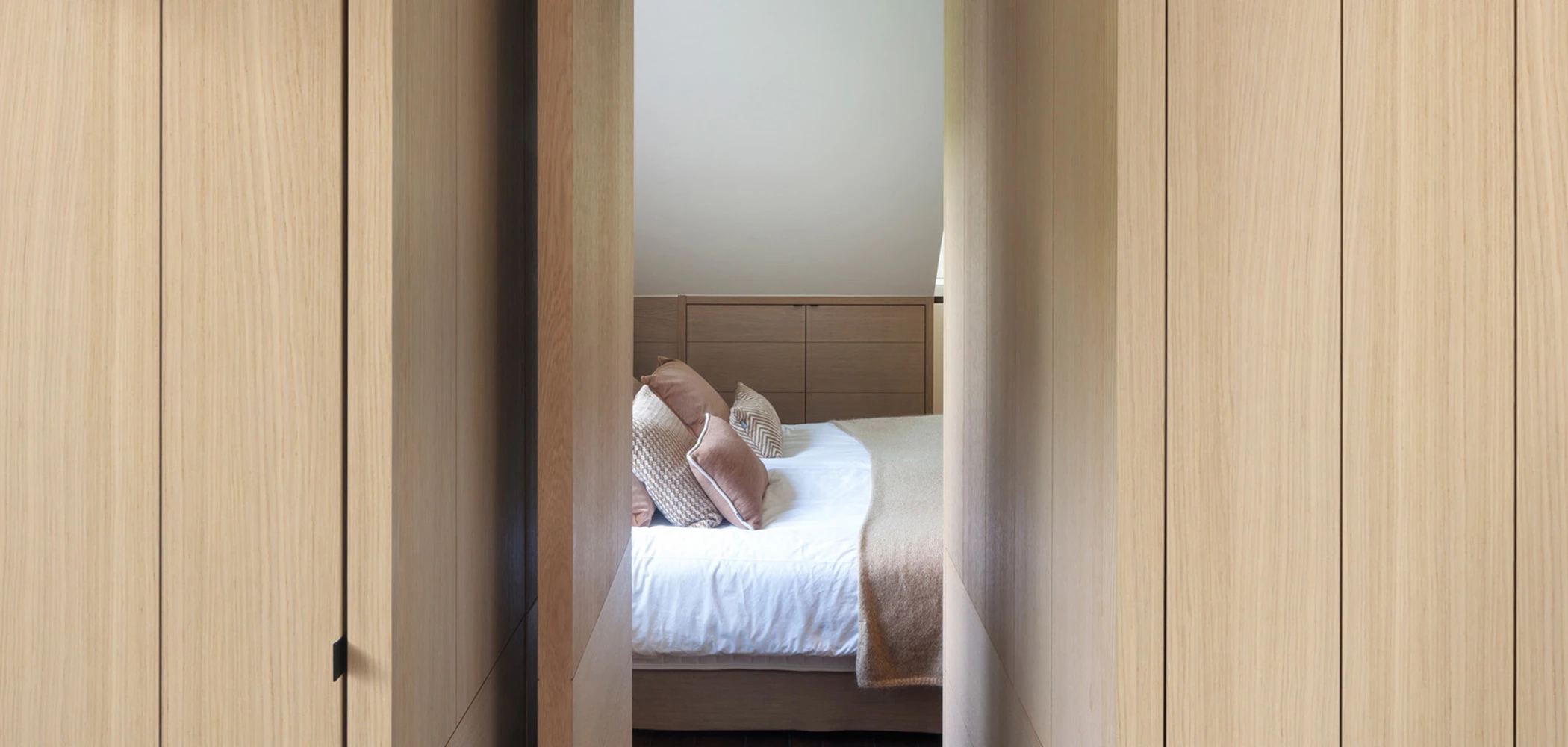 Milk Oak - DesignOneSource