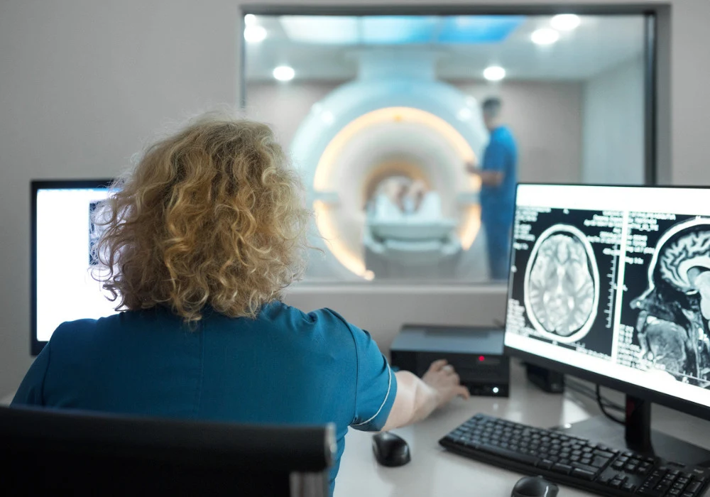 Susceptibility MRI Signals Early Risk of Mild Cognitive Impairment