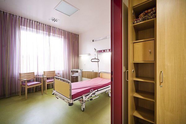 Health Management and Leadership Portal | Treatment room / modular ...