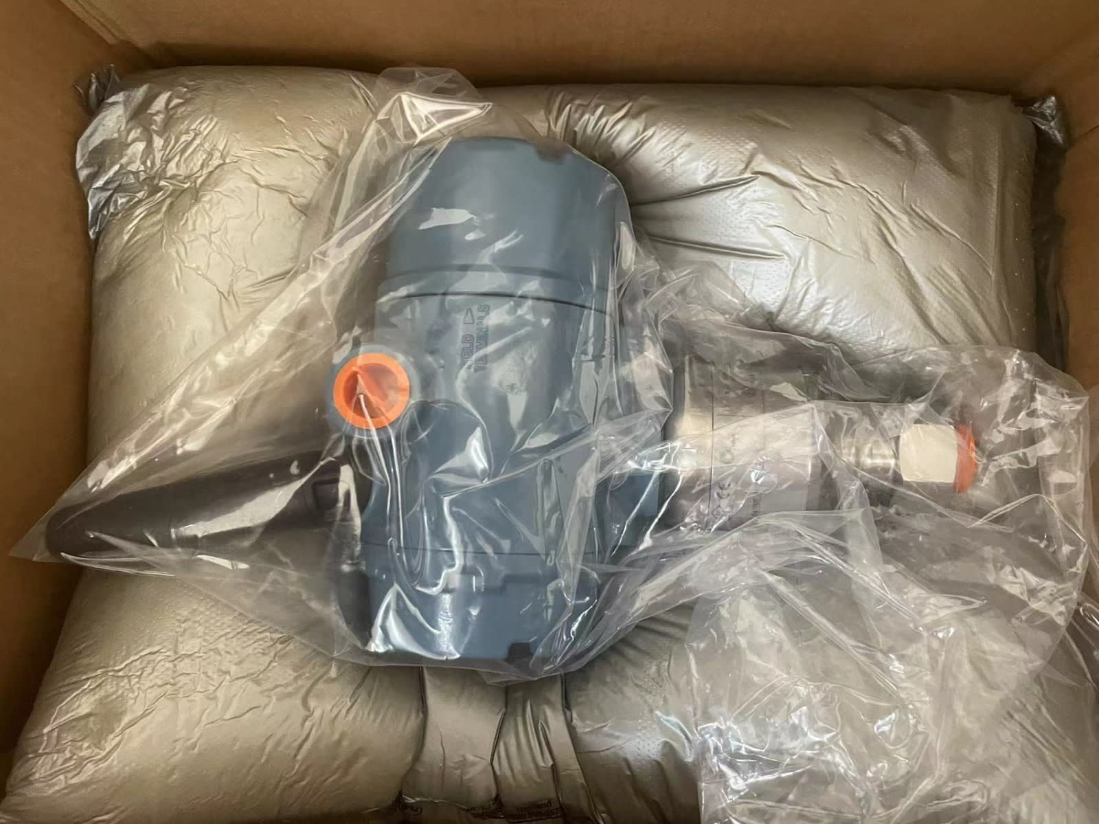 PRESSURE TRANSMITTER – Hecon