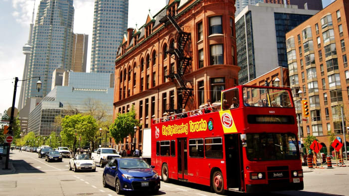 The Best Travel Guide to Toronto - Hellotickets