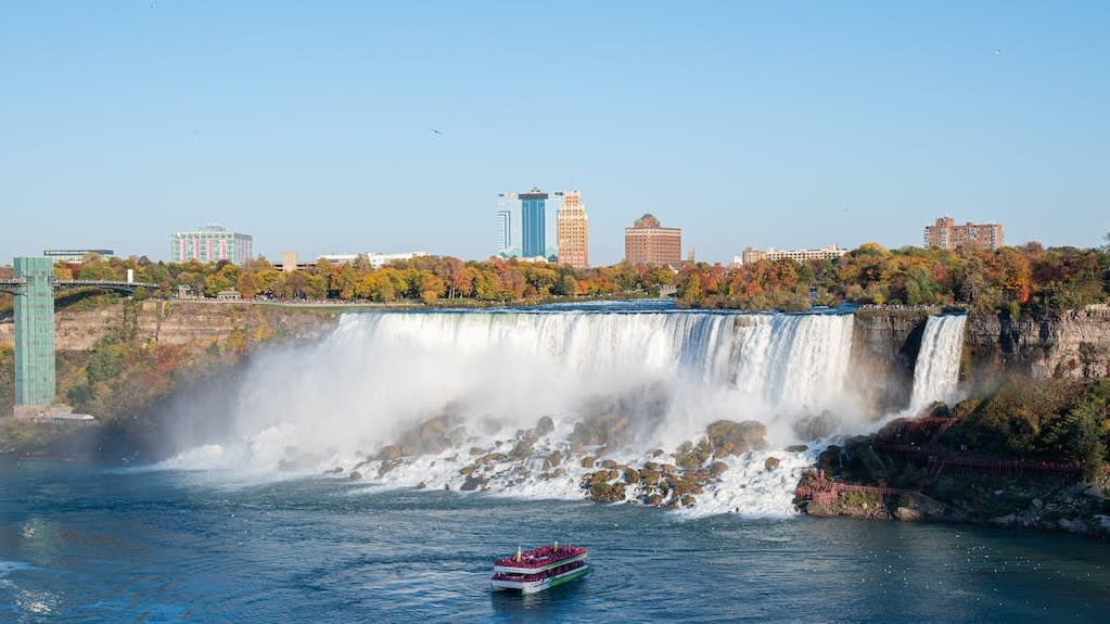 10 Things to Do in Toronto in October - Hello Tickets