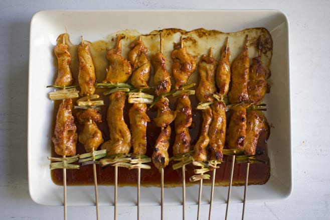 Korean Dakkochi Chicken Skewers with Garlic Sesame Broccoli | Hello Chef!