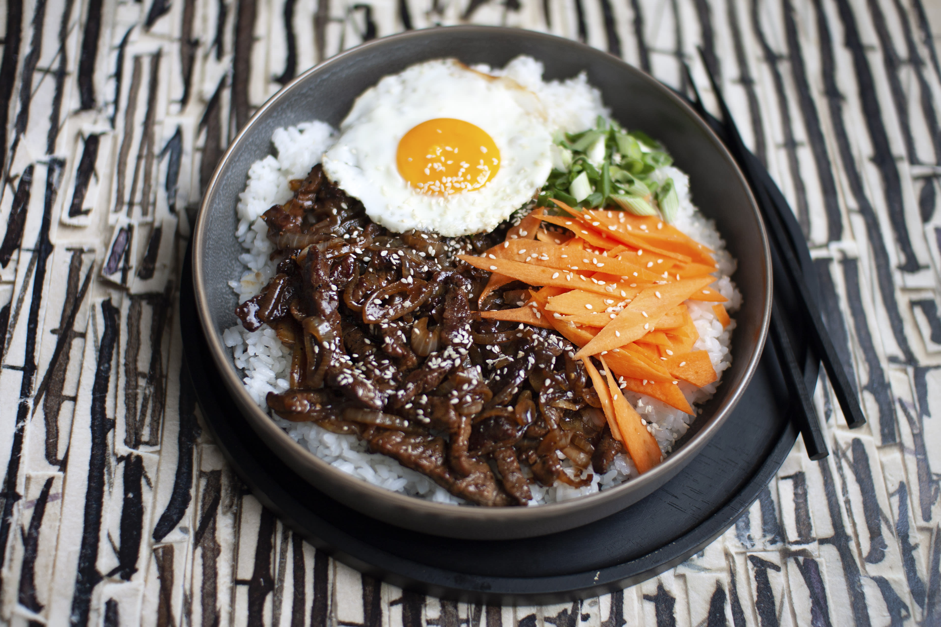 Japanese Gyudon Beef and Sushi Rice Bowl | Hello Chef!