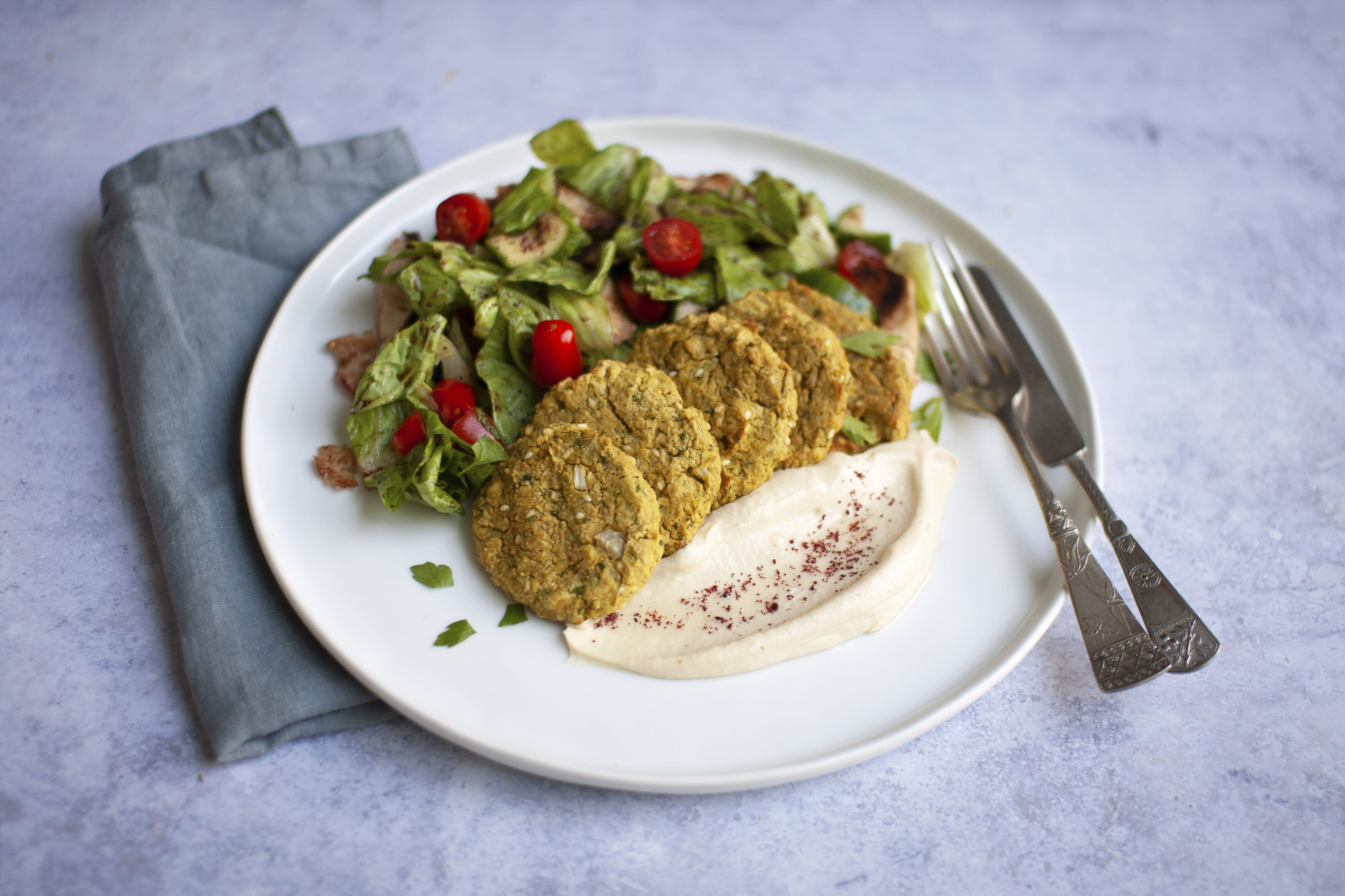 Falafel with Hummus, Pitta Bread and Arabic Salad | Hello Chef!