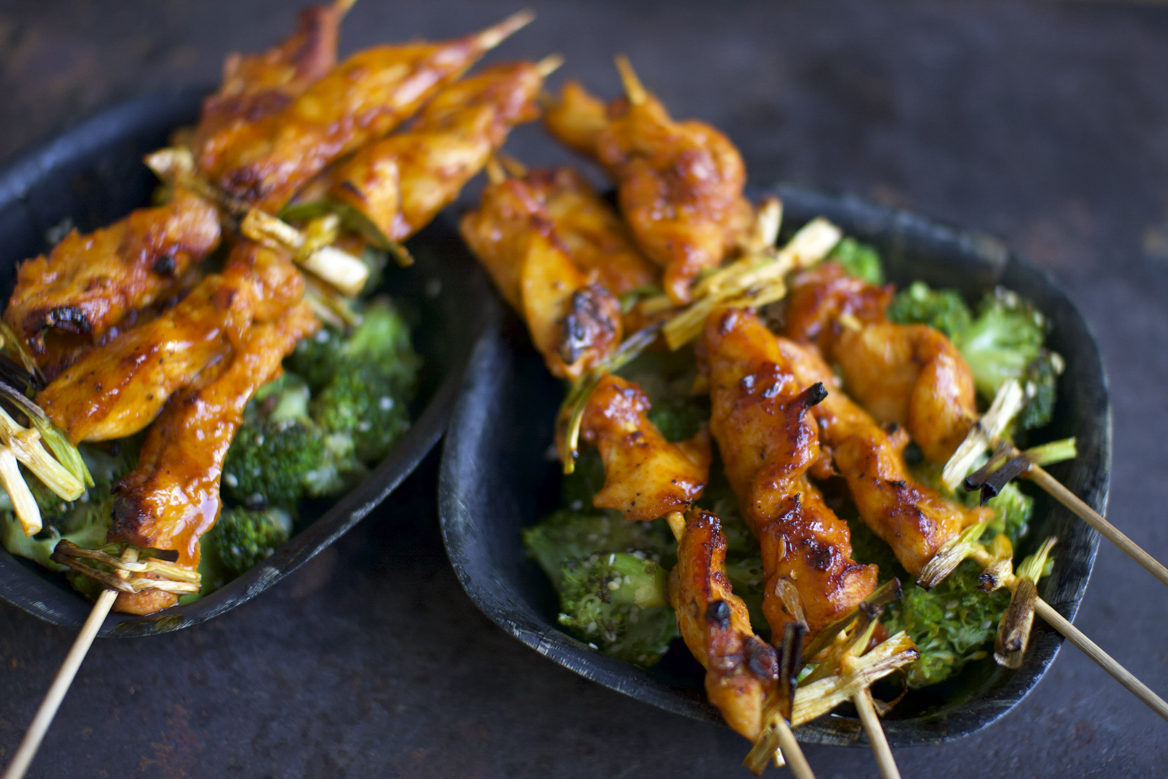Korean Dakkochi Chicken Skewers with Garlic Sesame Broccoli | Hello Chef!