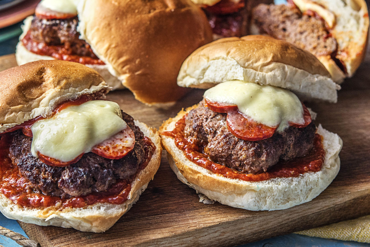 Pizza Burgers with Chorizo and Chips Recipe | HelloFresh