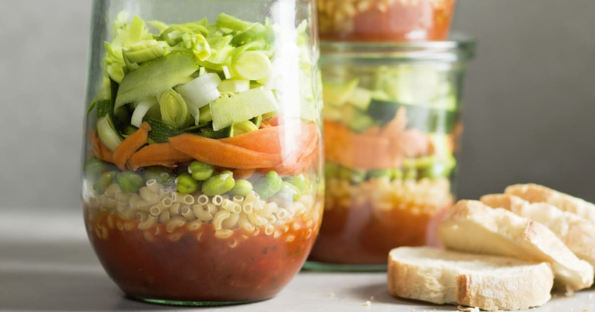 Mustig minestrone i burk | Hemköp