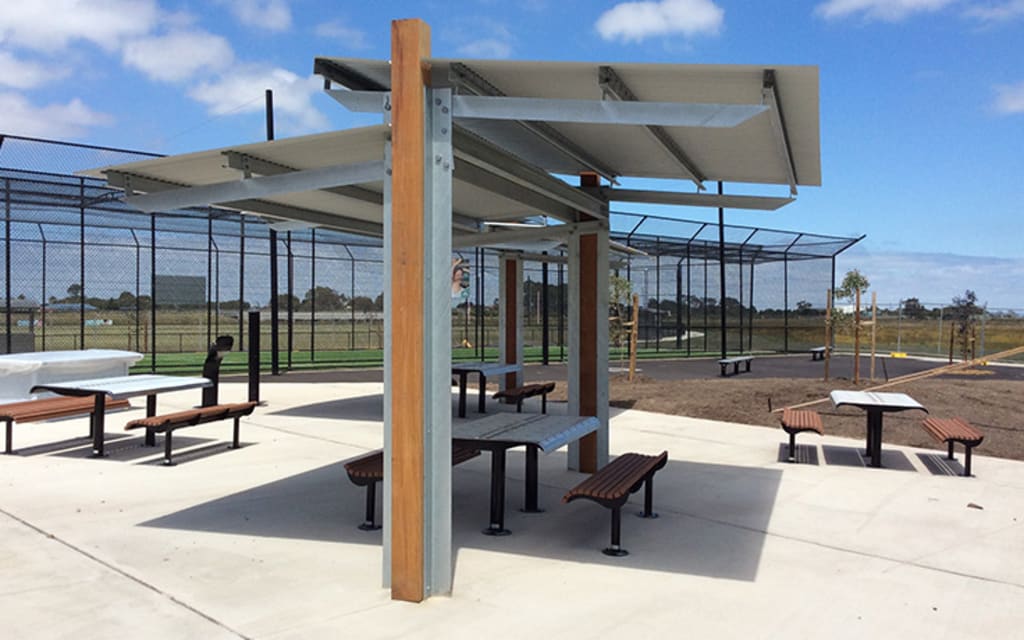 Town & Park Shelter SHTO2