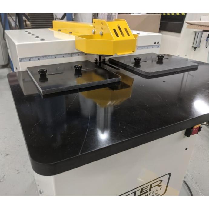 Ritter R2063 Low Angle Pocket Cutter 48" Wide Table