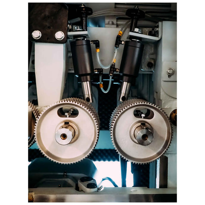 Leadermac LMC 630PV Moulder 12" 6 Head Heavy Duty with VFDs on Spindles