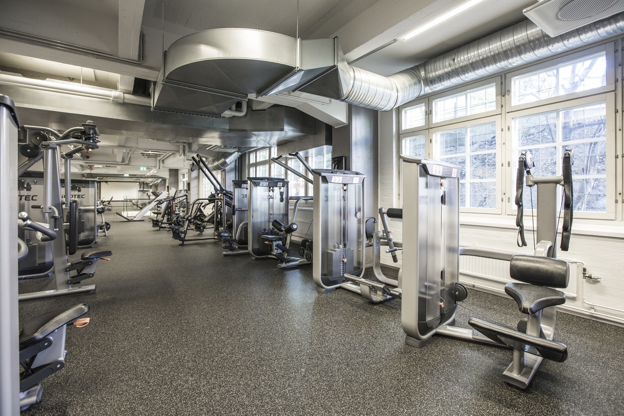 Kuntosali - Helsinki - ELIXIA Sörnäinen - ELIXIA