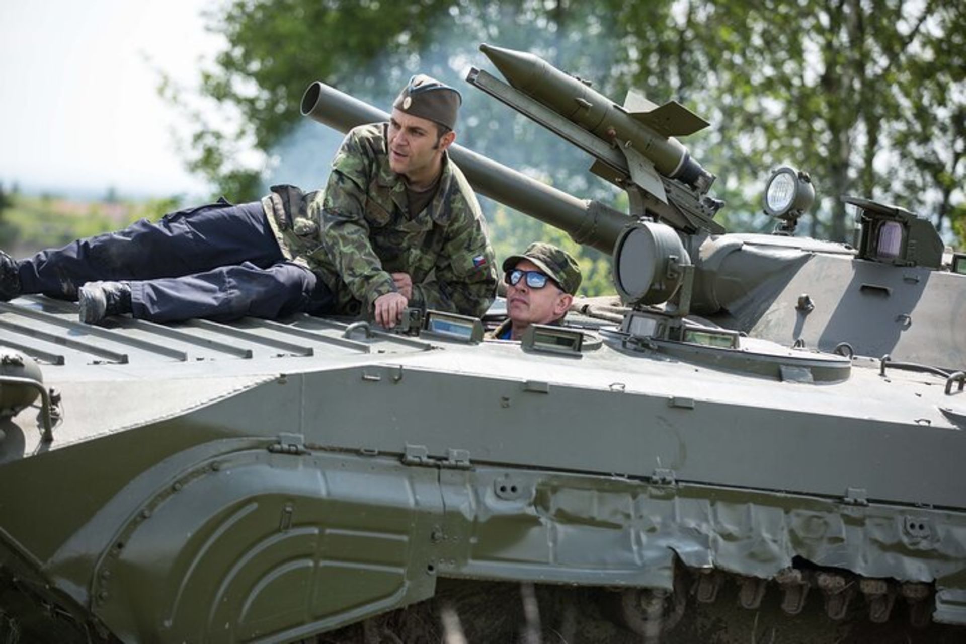 BMP Tank Driving Experience in Prague-Offroad Action