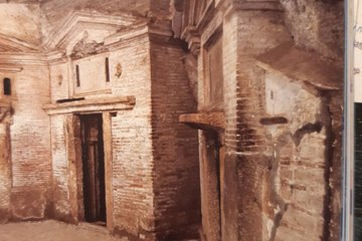 Catacombs and Crypts Underground Rome - Francesco Apice Your Guide In ...