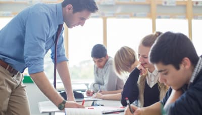 How to Prepare for a College Interview | BestColleges