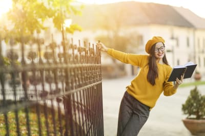 The 12 Best Countries to Study Abroad | BestColleges