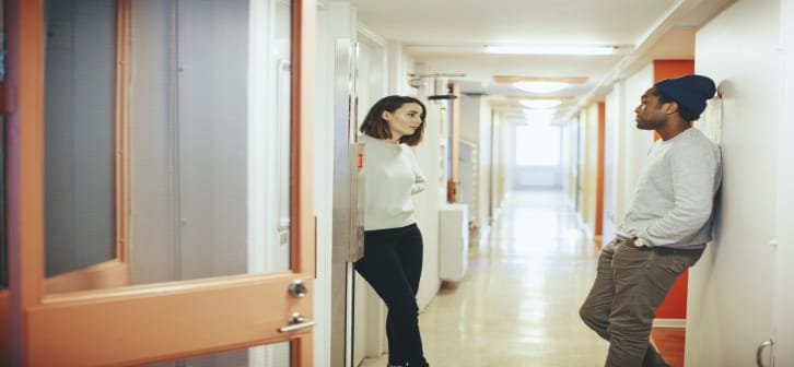 What Does a College Resident Advisor (RA) Do? | BestColleges