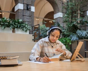 Fast-Track Accelerated Degree Programs | BestColleges