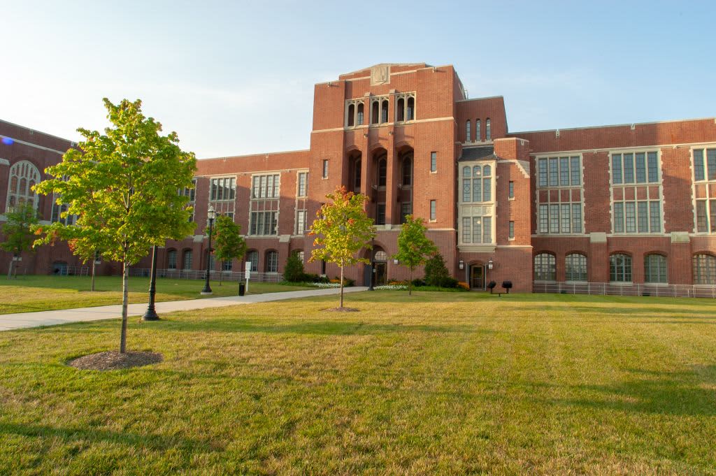 What Is a Research University? | BestColleges