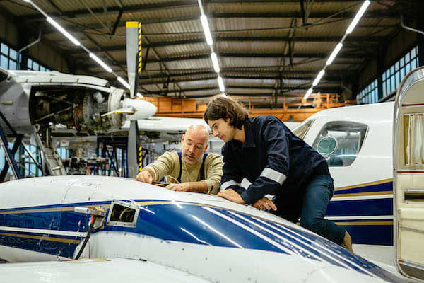 Computer Hardware Engineer Careers & Job Skills | ComputerScience.org