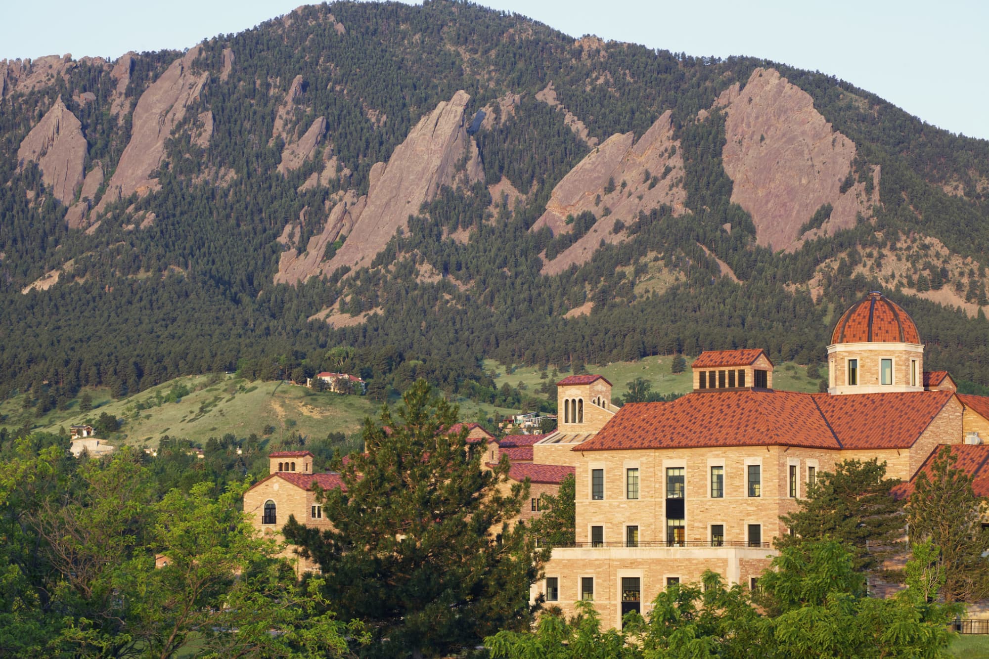 Colorado 529 Plan: What College Savers Should Know | BestColleges