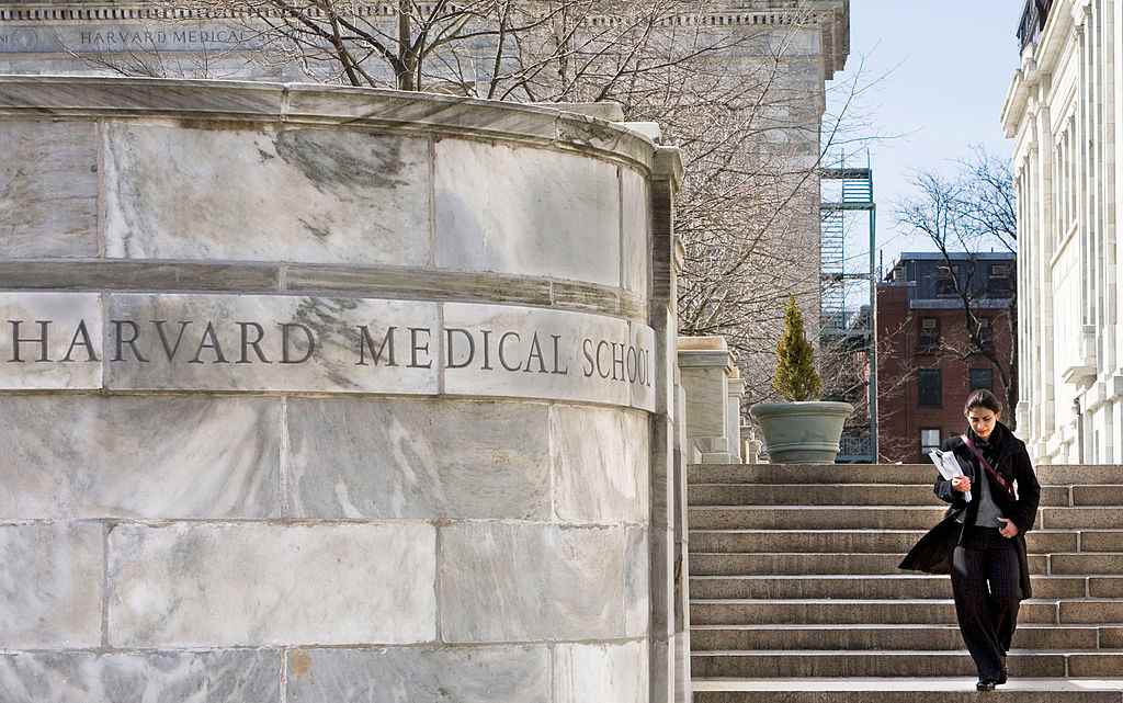 U.S. News Revamps Medical School Rankings for 2024 | BestColleges