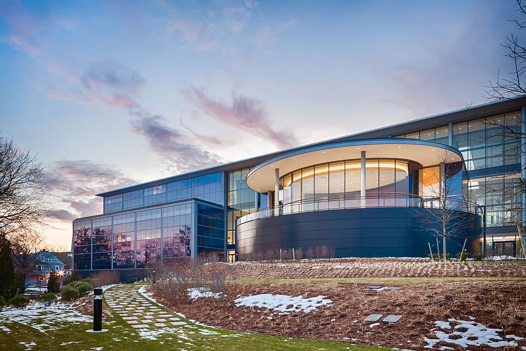 Yale MBA Is Now STEM-Designated | BestColleges