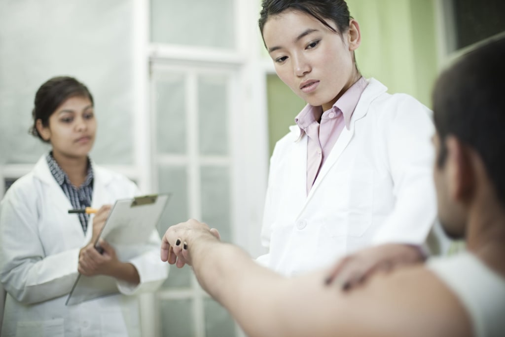 Best Online Physical Therapy Assistant Associate | BestColleges