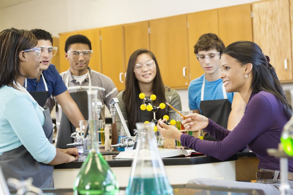 3 Best Online Science Education Programs 2024 | BestColleges