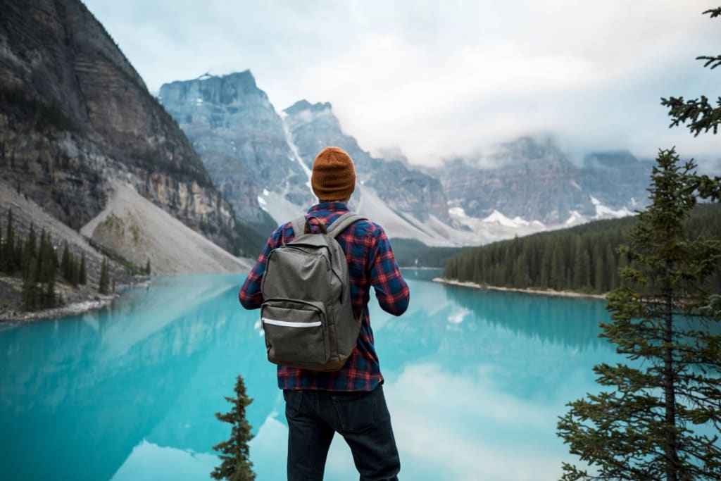 Should You Take a Gap Year? Pros and Cons | BestColleges